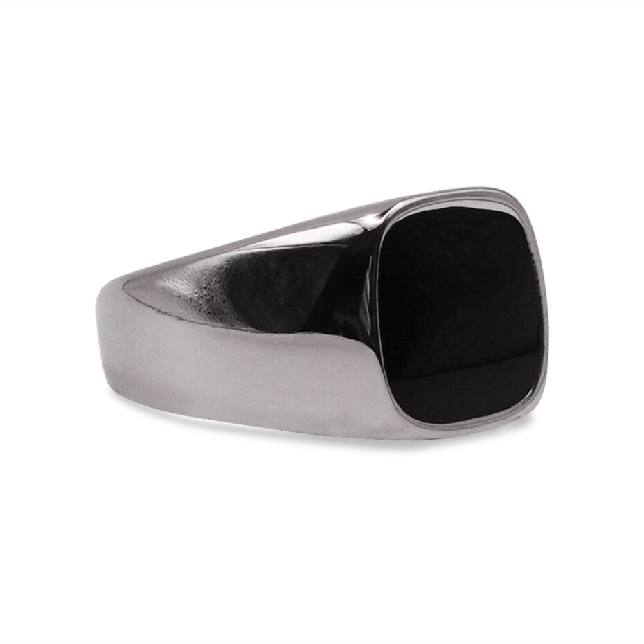 Men's Signet Rings – Classic Styles with a Modern Edge